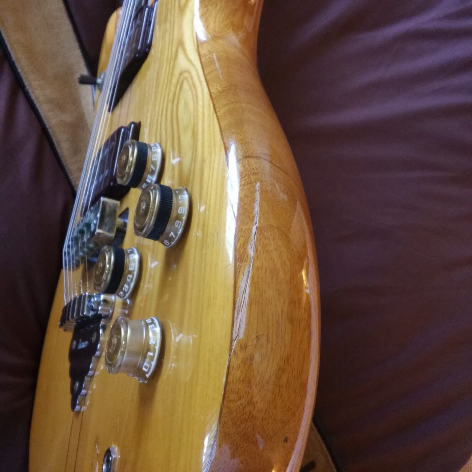 Ibanez Musician MC200 – Ibanez Vintage Guitars